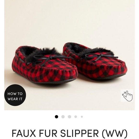 torrid | Shoes | Nwt Torrid Faux Fur Slippers Size 9 | Poshmark